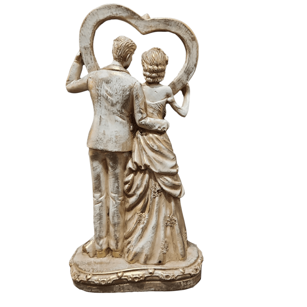 Valantine Day Standing Heart Love Couple Gift Statue | DECORIFY