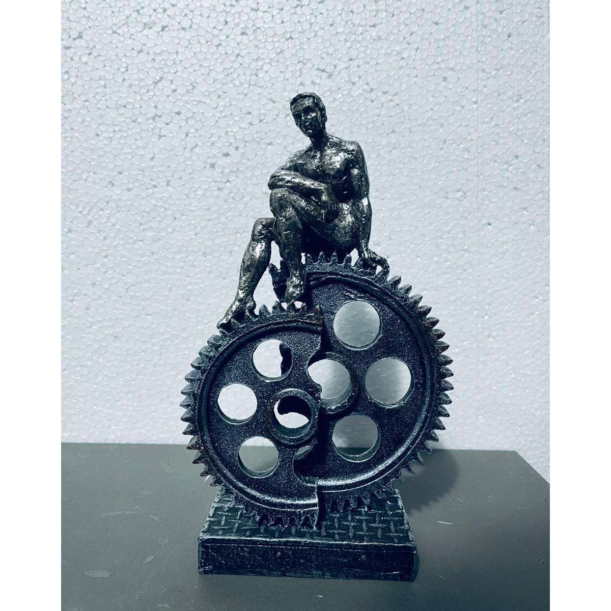 Resin Abstract Self Creating Man Statue - DECORIFY